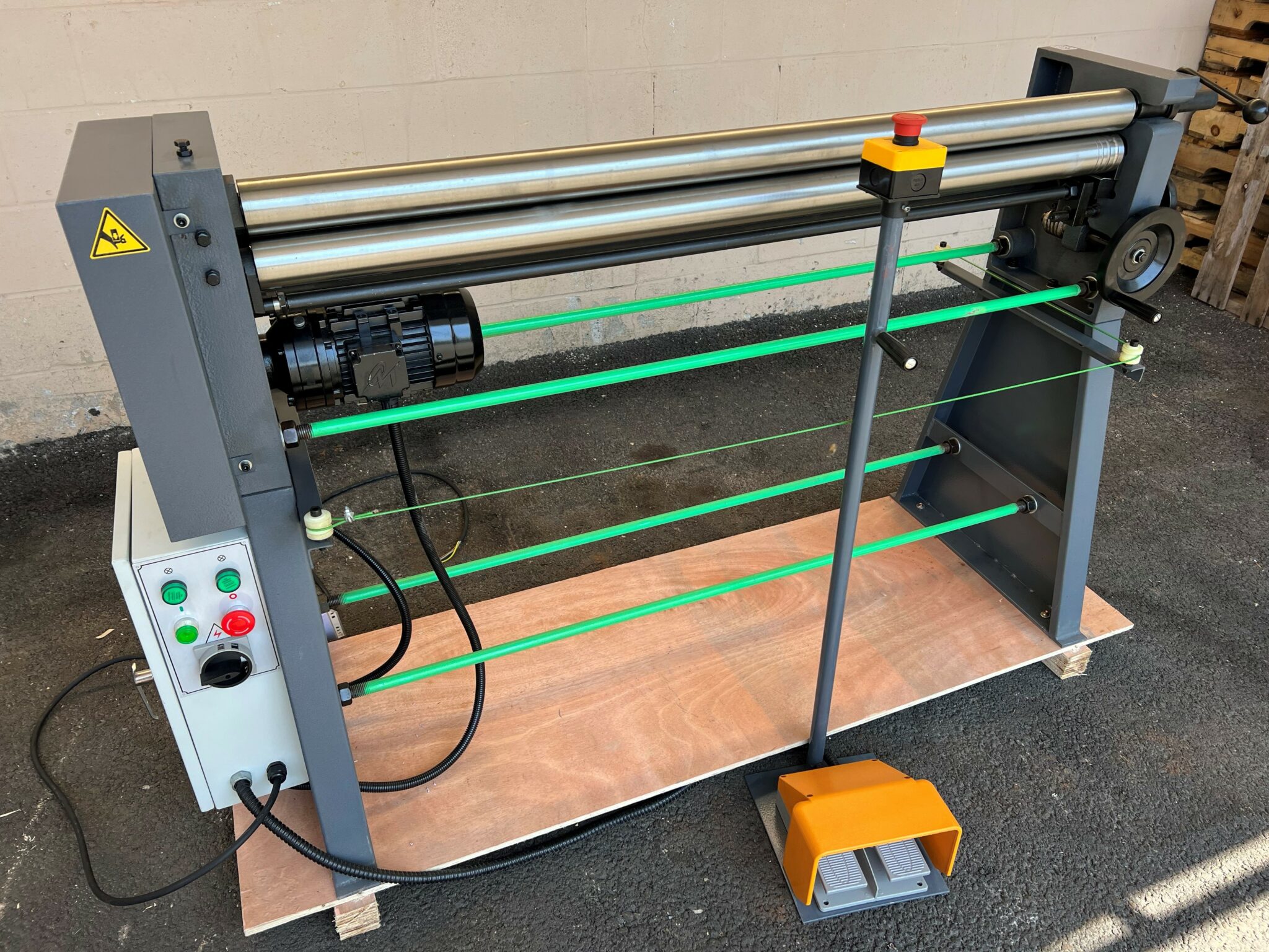 HM TTE 12/12, Power Slip Roll 48" x 18ga (3ph or 1ph) - TAAG Industries ...